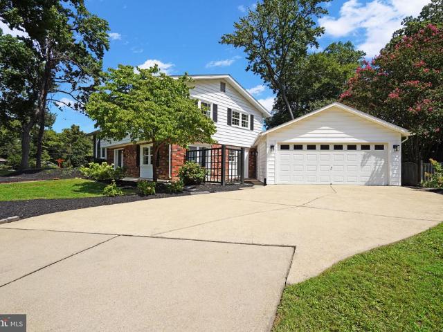 2231 William And Mary Drive