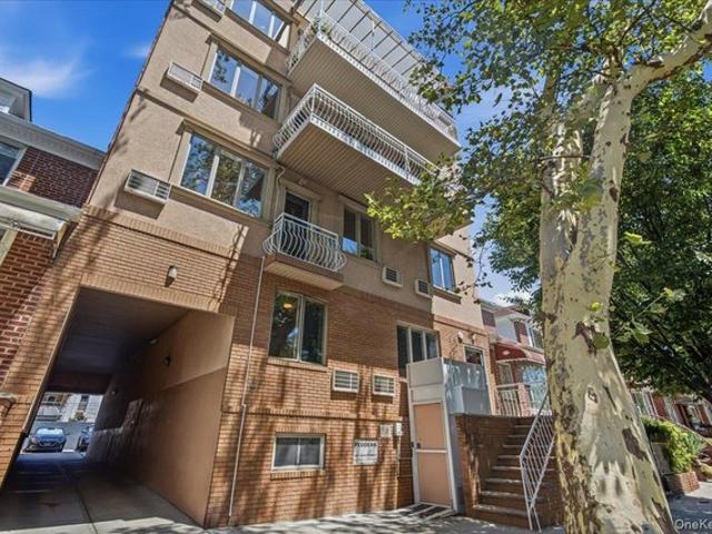 2231 62nd St Apt 1A, Brooklyn, NY 11204