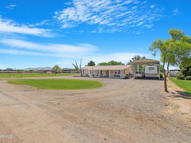 22327 w huntington drive