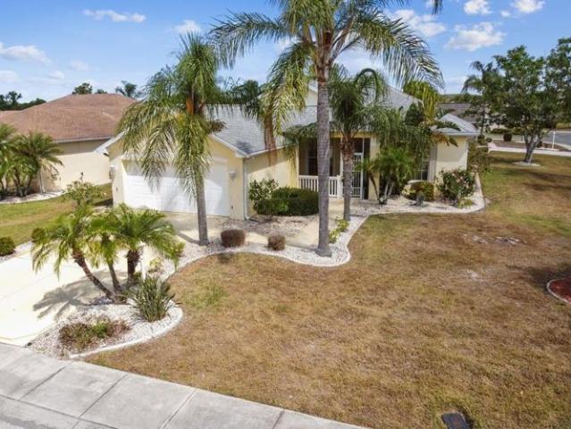 2232 N Creek Ct, Sun City Center, FL 33573