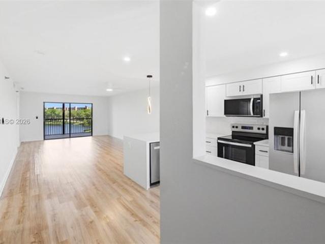 2232 N Cypress Bend Dr Apt 507, Pompano Beach, FL 33069