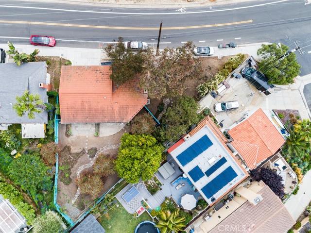 2232 Avenida Del Presidente