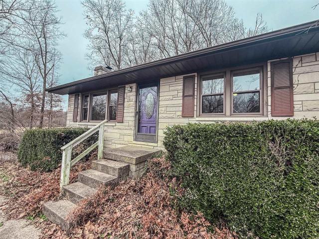 2232 Bowling Green Road