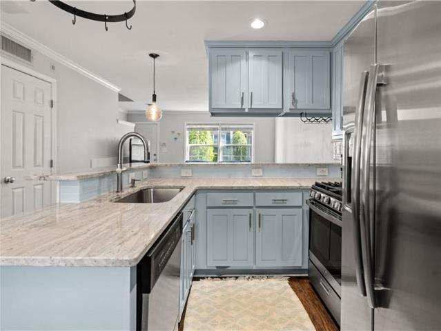2232 Dunseath Avenue NW 404