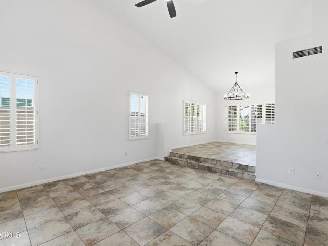 2232 e tahitian way
