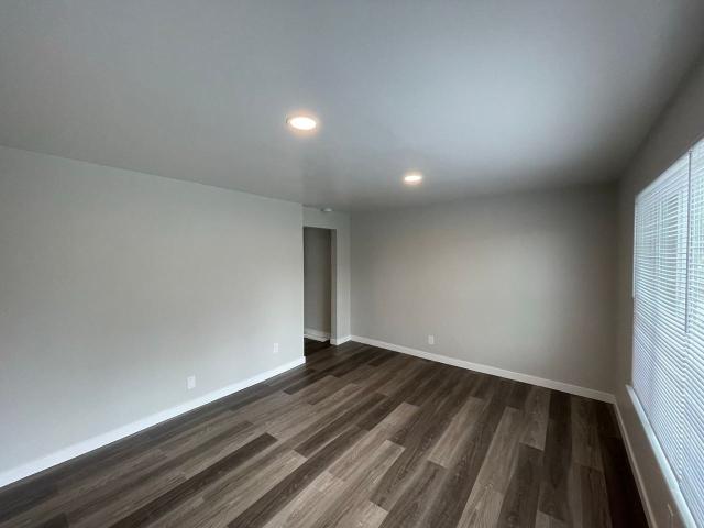 2232 Hoyt Ave 5 Unit 1 Bedroom Apartment for Rent at 2232 Hoyt Ave, Everett, WA 98201 Bayside