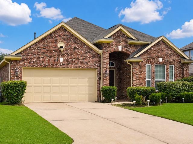 2232 Ivy Wall Drive