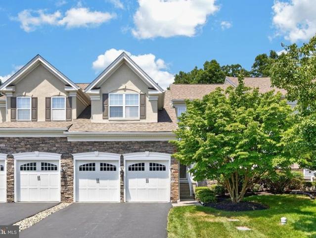 2232 Pembroke Ln, Chester Springs, PA 19425