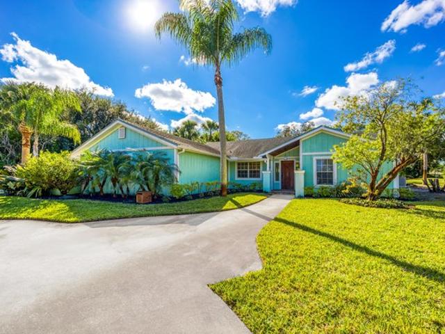 2232 SW Racquet Club Dr, Palm City, FL 34990