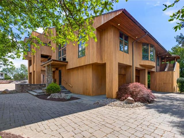 2232 Sandpiper RD