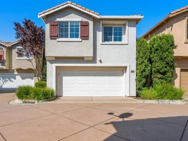2232 Schott Ct, Santa Clara, CA 95054