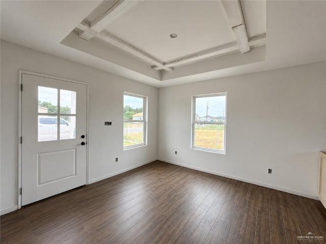 2232 Via Roma Lane