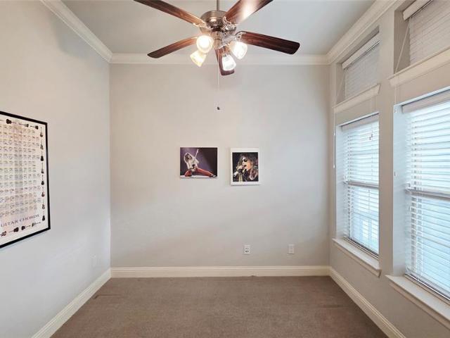 2232 W Dutch Drive
