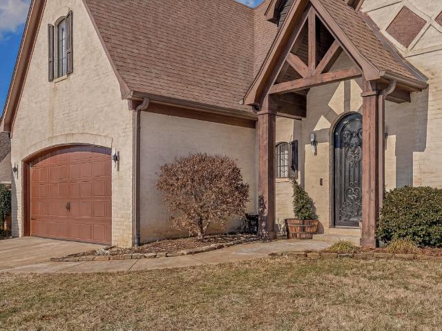 2232 Williamsburg