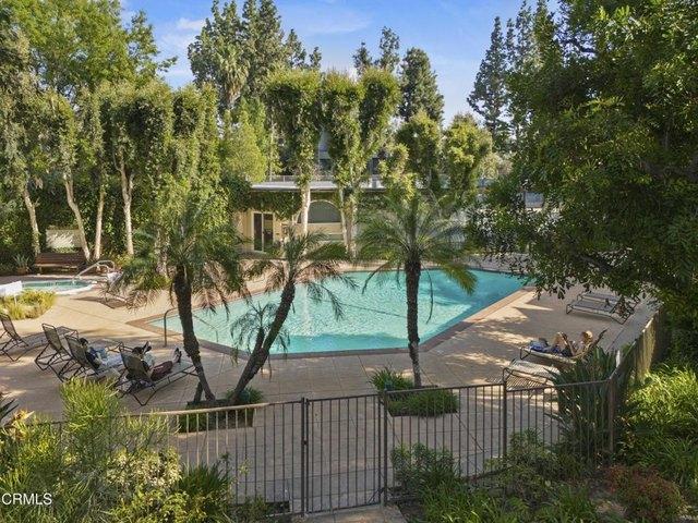 22330 Victory Blvd Unit 401, Los Angeles, CA 91367