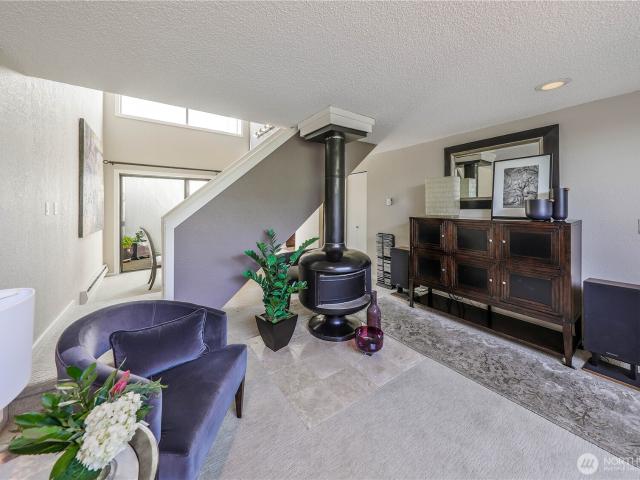22338 6th Avenue S # 9