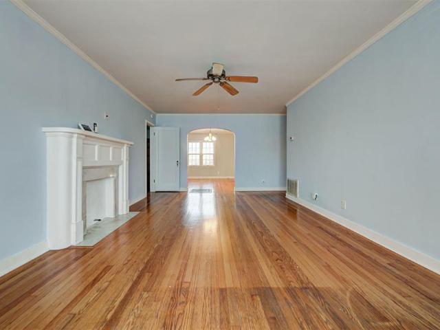 2233 NW 27th Street