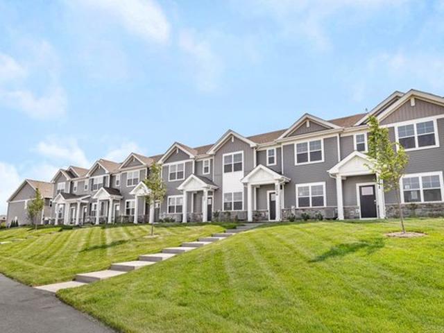 2233 Barbera Dr, Oswego, IL 60543