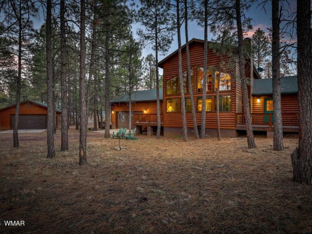2233 Del Rio Circle