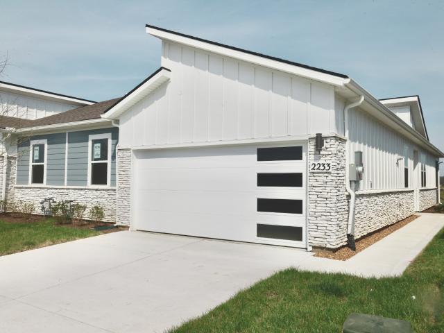 2233 Holmesburg Private Cir, Gallatin, TN 37066 | Compass