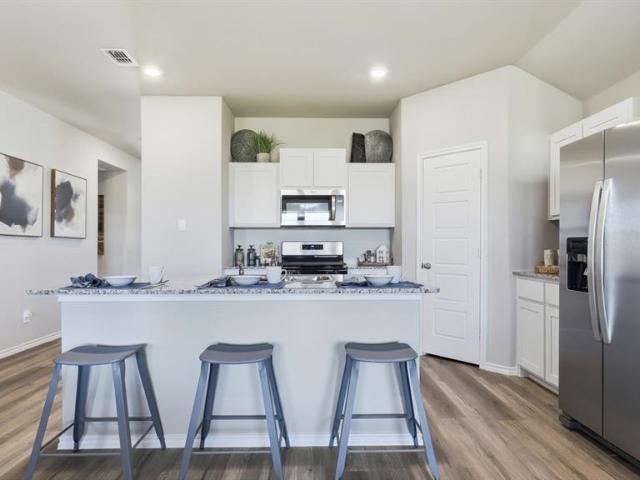 2233 Johnny Cash Drive