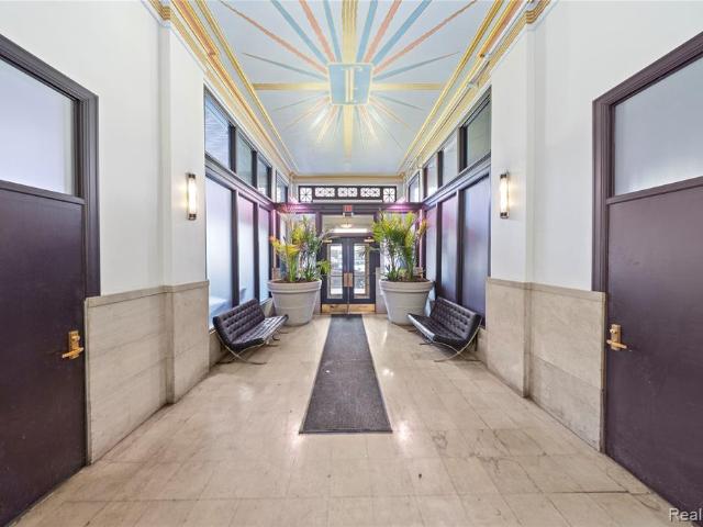2233 Park Avenue # 5B