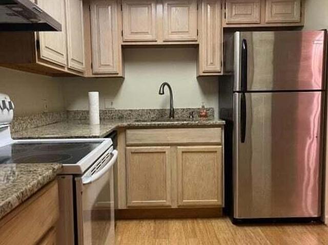 2233 S Huron Parkway # Unit: 2