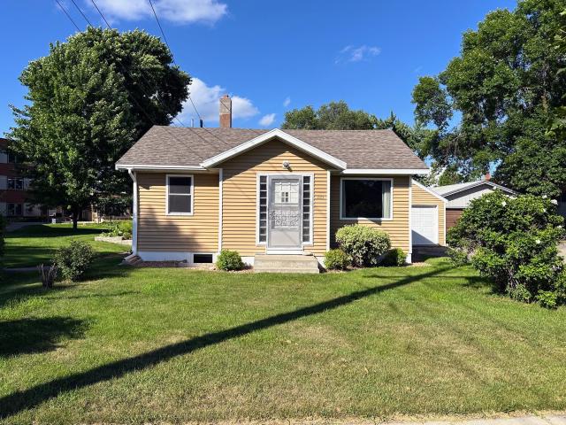 223 3rd Street SE