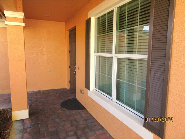 223 11th Square SW, Vero Beach, FL 32962 | MLS #284883 | Compass