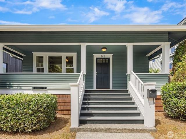 223 29th Ave E, Seattle, WA 98112