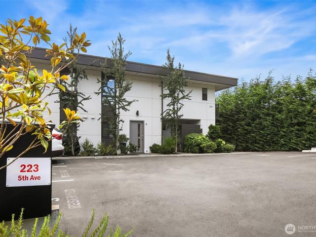223 5th Avenue # 1
