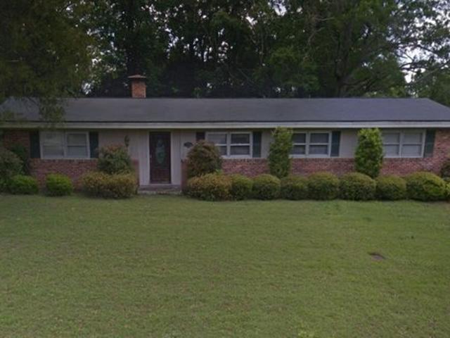 223 9th Ave, Eastman, GA 31023