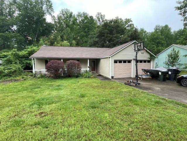223 Colony Springs Dr, Woodstock, GA 30188