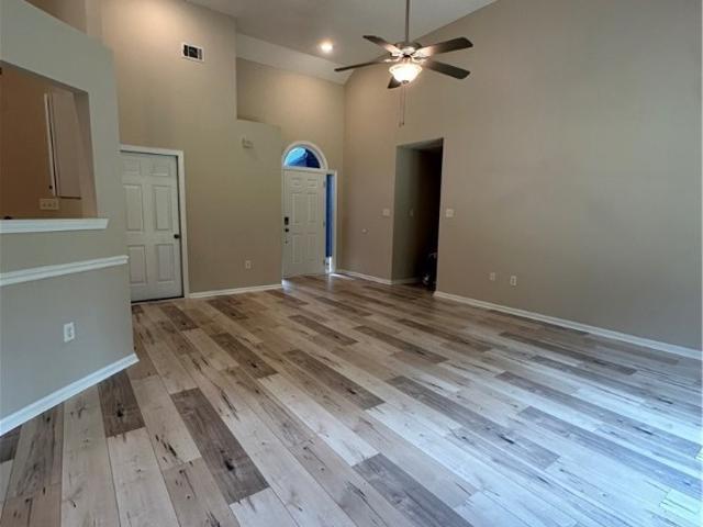 223 Chippingwood Circle