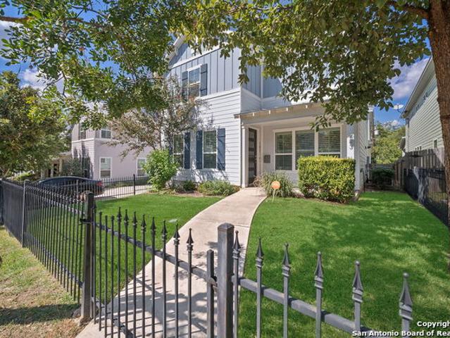 223 Claremont Ave, Unit 101