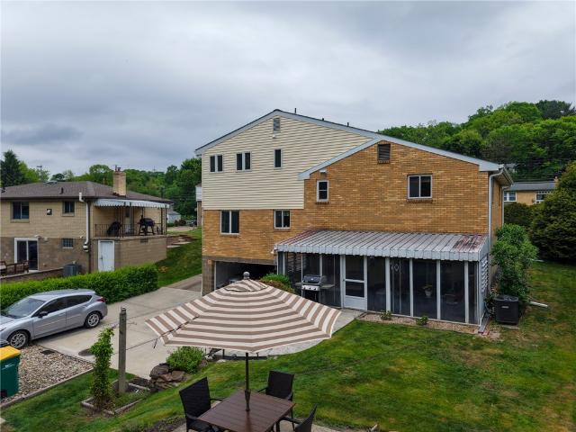 223 amity road