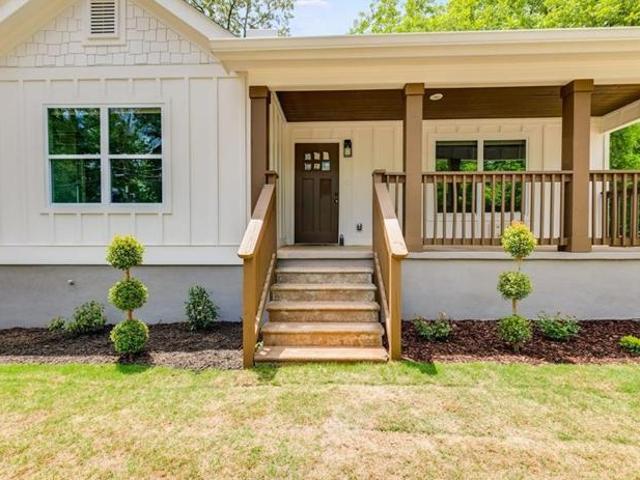 223 Austin Ave, Carrollton, GA 30117