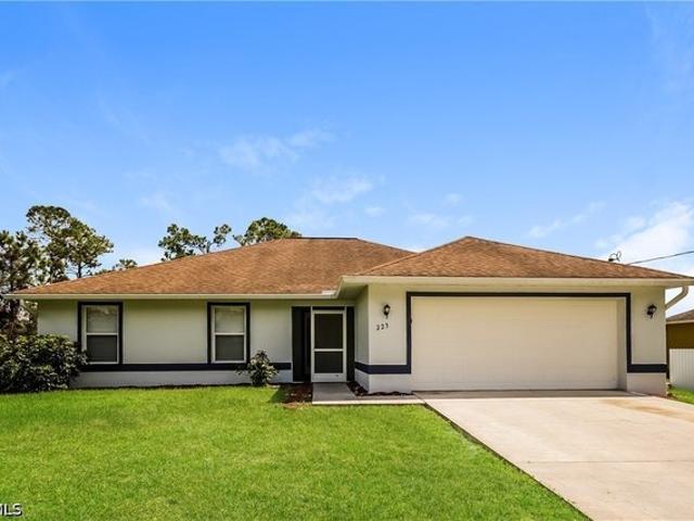 223 Beckley Dr, Lehigh Acres, FL 33974