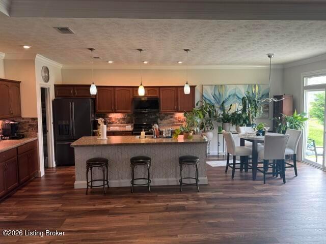 223 Bridlewood Dr