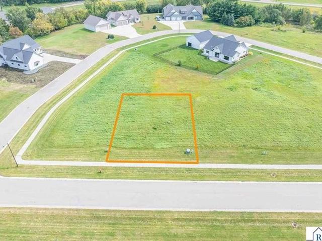 223 Double Eagle Dr, Mankato, MN 56001
