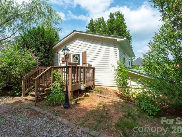 223 Davidson Road