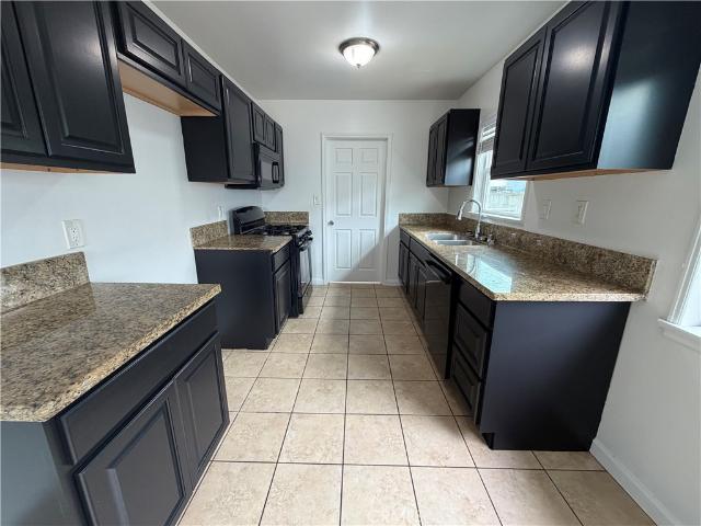 223 E 136th