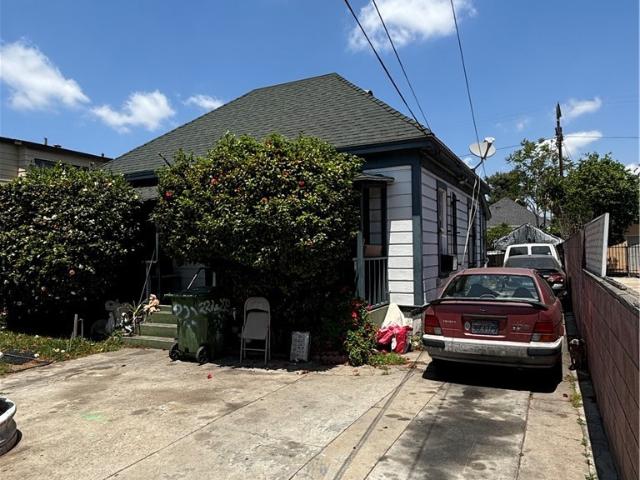 223 E 28th St, Los Angeles, CA 90011 | MLS #IV26033