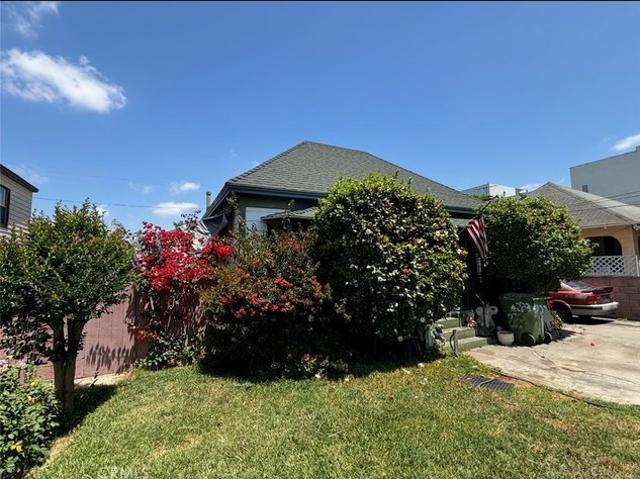 223 E 28th St, Los Angeles, CA 90011