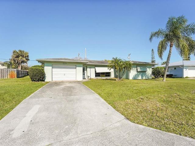223 E Arbor Ave, Port St. Lucie, FL 34952 | MLS #B26011 | Compass