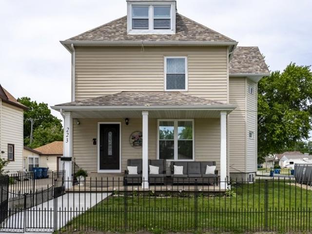 223 E Michigan Ave, Pontiac, IL 61764