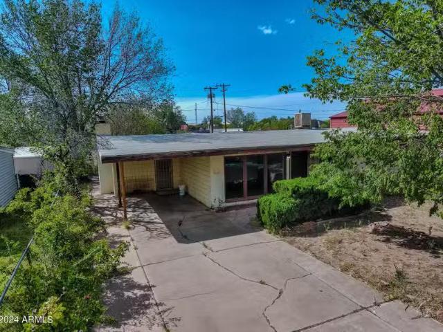 223 Encanto Dr, Holbrook, AZ 86025 MLS 6704583