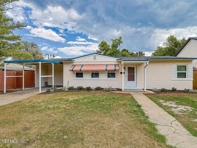 223 Elmore St, Green Cove Springs, FL 32043