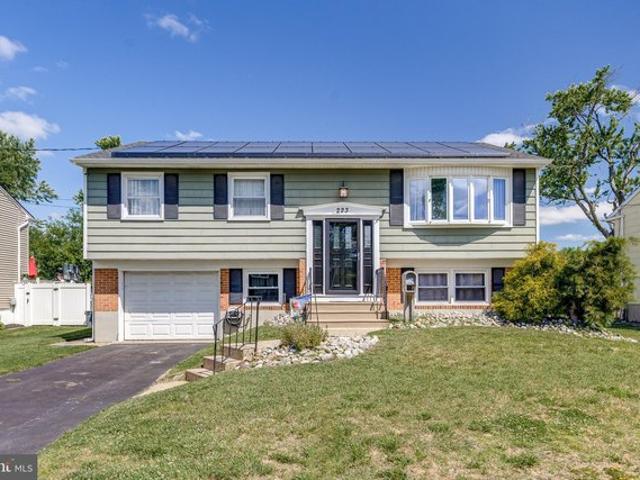 223 Fairmount Ave, Blackwood, NJ 08012