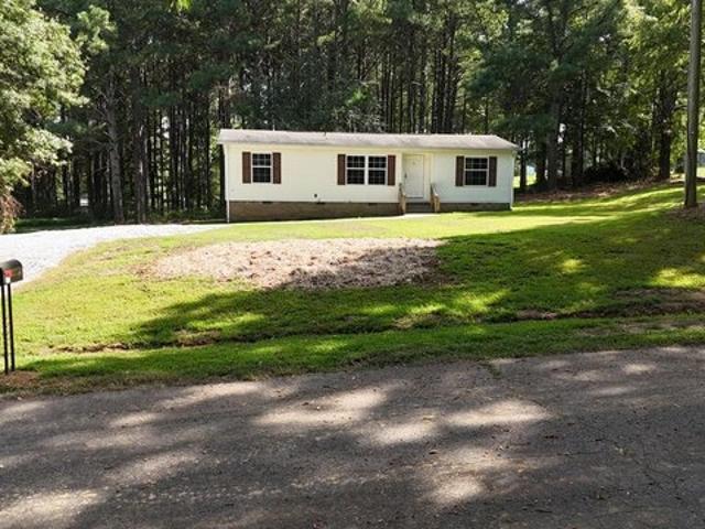 223 Hopewell St, Gleason, TN 38229